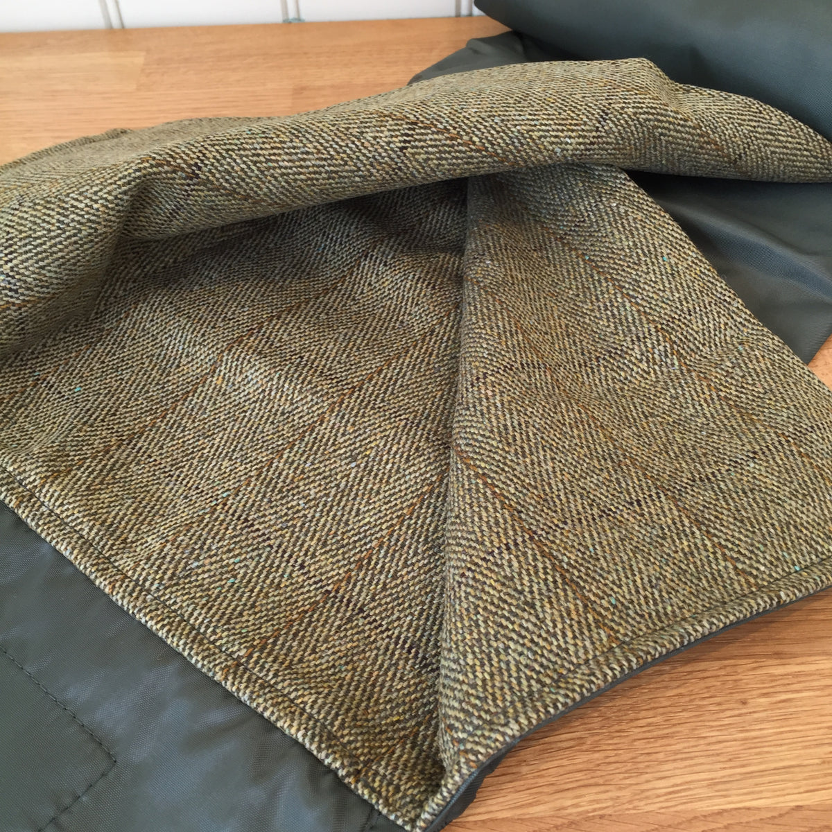 Tweedmill Walker Companion Picnic Rug Waterproof Backed - Olive Tweed ...