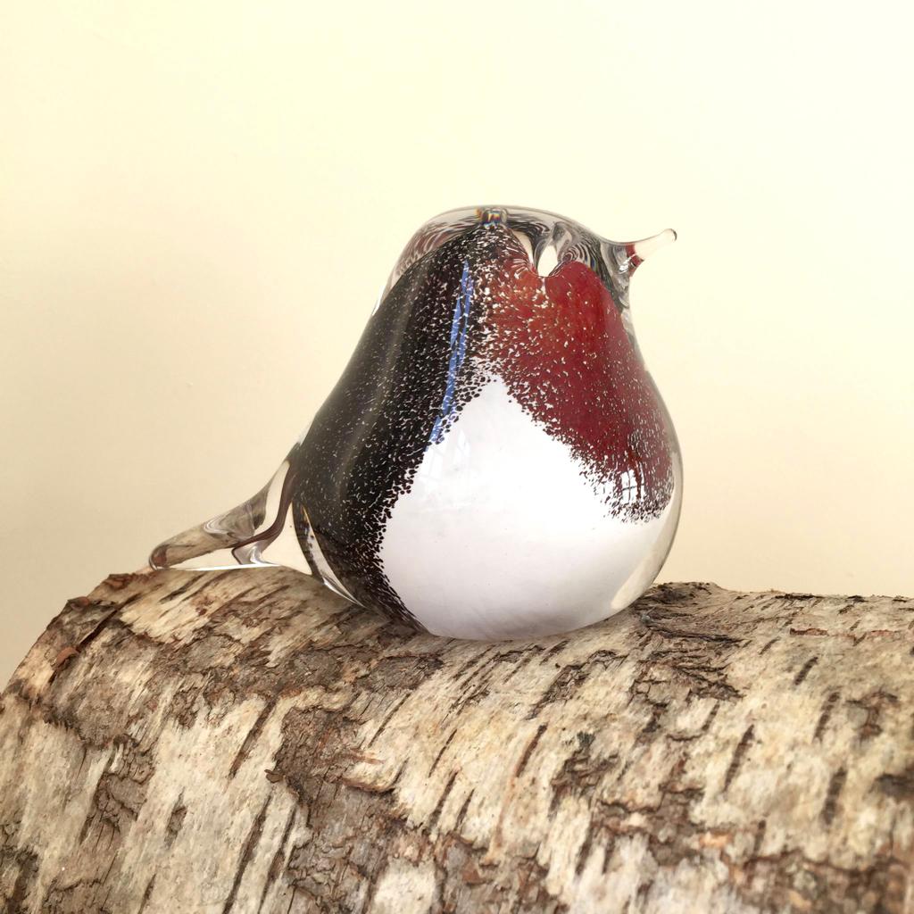 Glass Robin Bird Sculpture/Paperweight Large – Bells Cottage Interiors