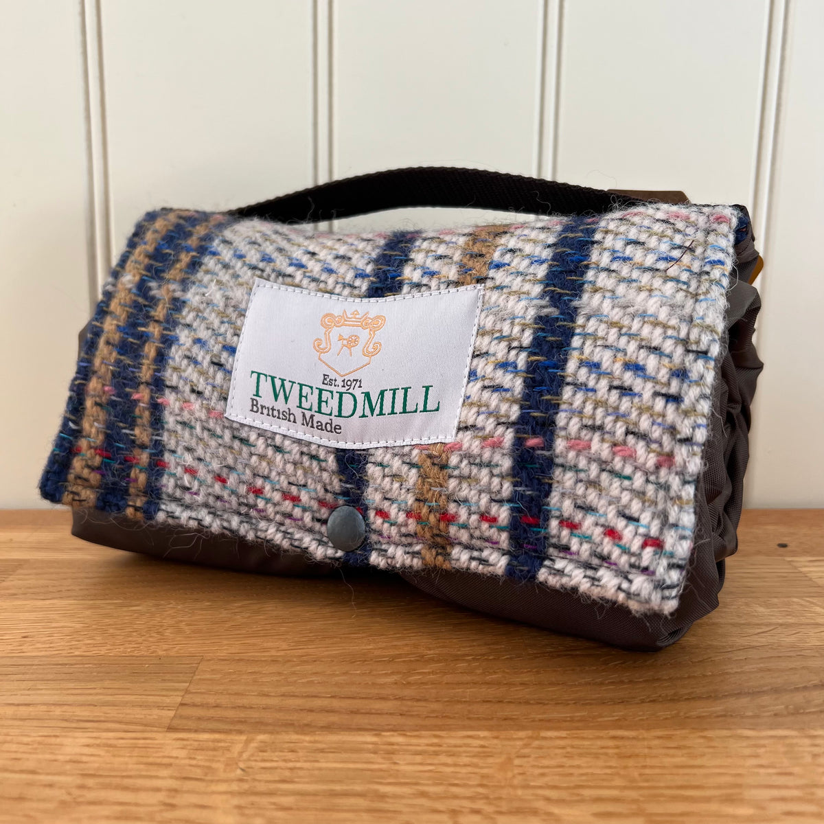 Tweedmill Recycled Walker Companion Picnic Rug with Waterproof Backing ...